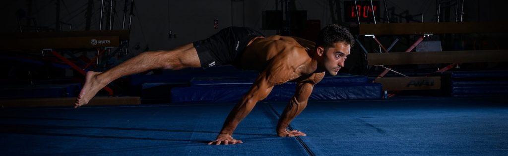 Movimiento de fuerza: Straddle planche – WX-Academy